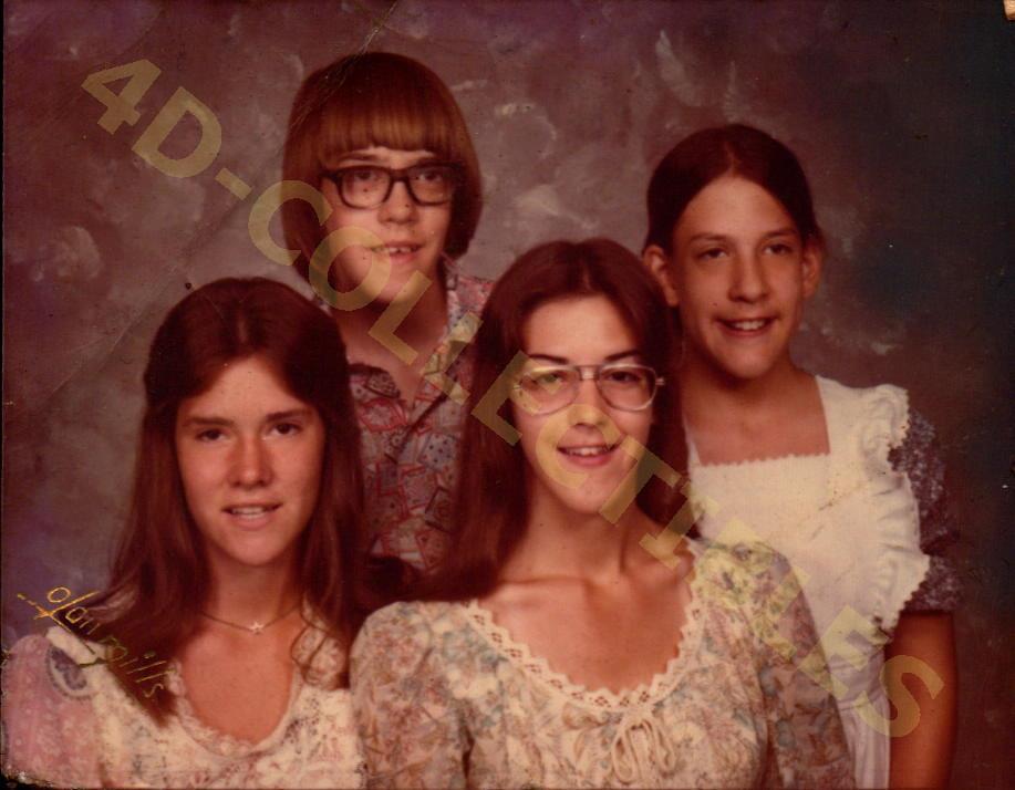 Vintage Found Portrait Photograph Classic Family Portrait from the Past ...