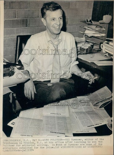 1974 Press Photo Trentonian Newspaper Editor Gil Spencer New Jersey | eBay