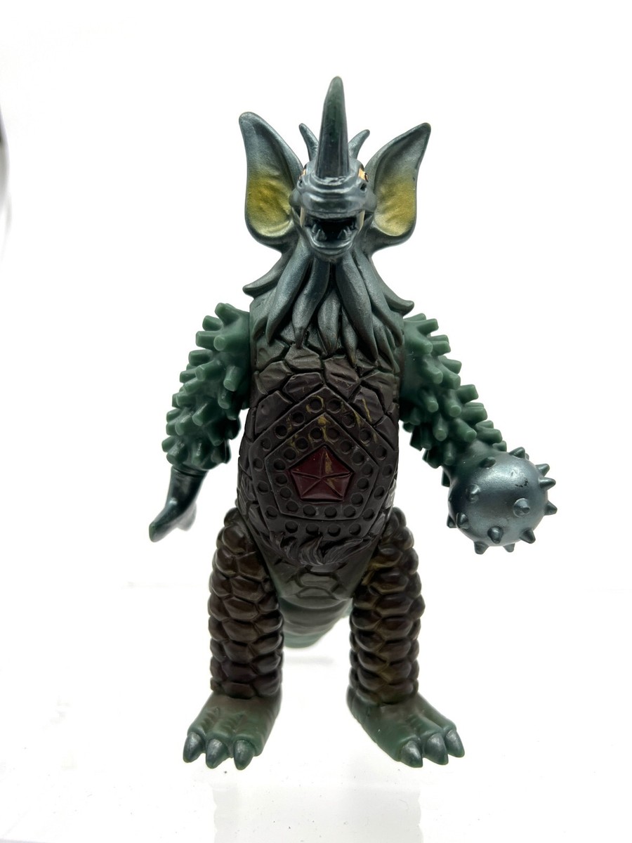 Ultraman Taro Vs Tyrant BANDAI Ultraman Kaiju Tyrant Vintage Figure