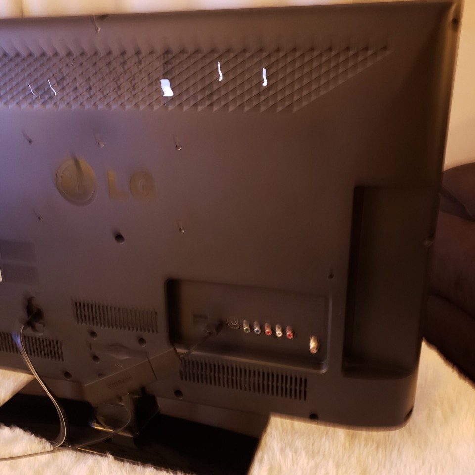 LG LCD 32” Screen TV Television Model 32CS560 Flatscreen HD | eBay