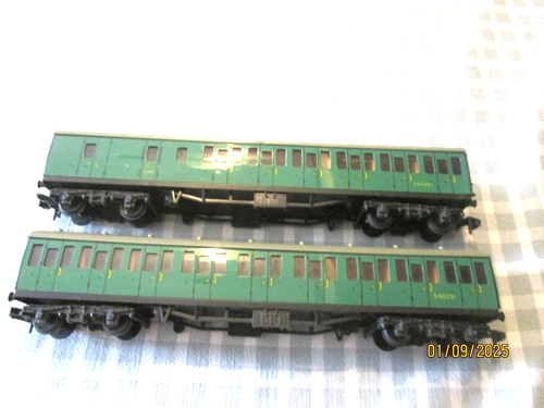 2 x Hornby Dublo 00 Gauge 2/3Rail -Passenger & Brake Coach- Unboxed | eBay