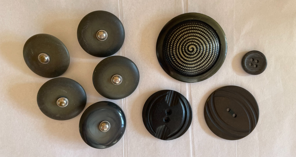 Lot of 75 Vintage Buttons Sets Various Sizes Shapes Colors Patterns ...