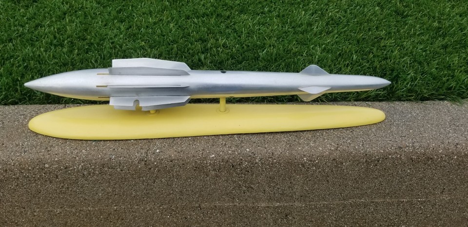 Douglas GAM-87 Skybolt Missle Wind Tunnel Model B-52H Aircraft Airplane ...