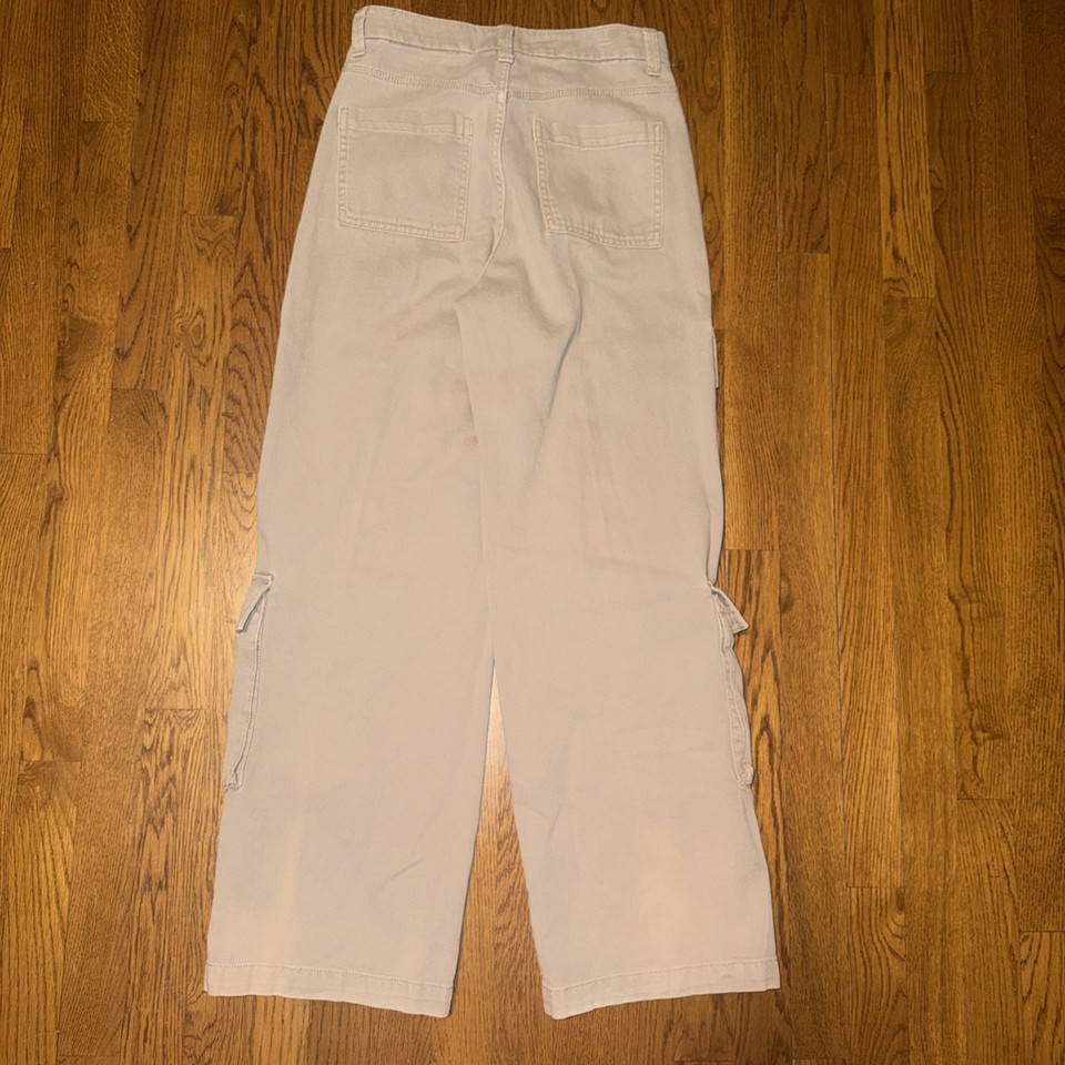 H&M Divided Cargo Pants 2 taupe Utility Pockets Wide Leg Workwear ...