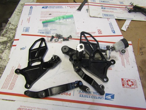06 THROUGHT 20 Yamaha R6 Black VORTEX REAR SETS YZF-R6 FOOT REST VORTEX ...