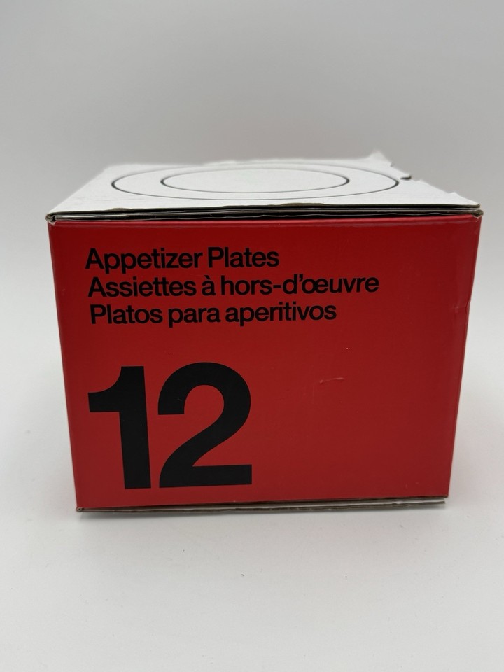 Crate & Barrel 6” Round White Apetizer Plates Set Of 12. “READ”. J5 | eBay