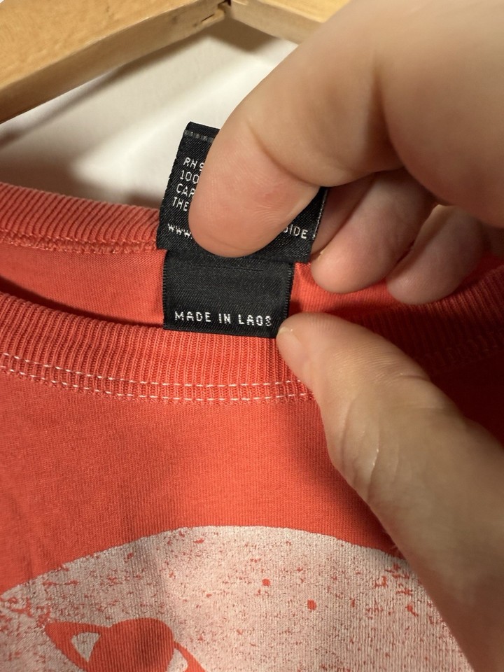 Diesel t shirt vintage Y2K space themed Saturn graphic Tee small made ...