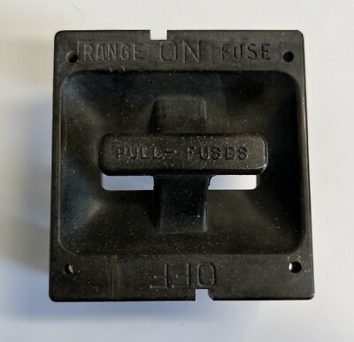 Fuse Blocks & Holders - Pull Out Fuse Block