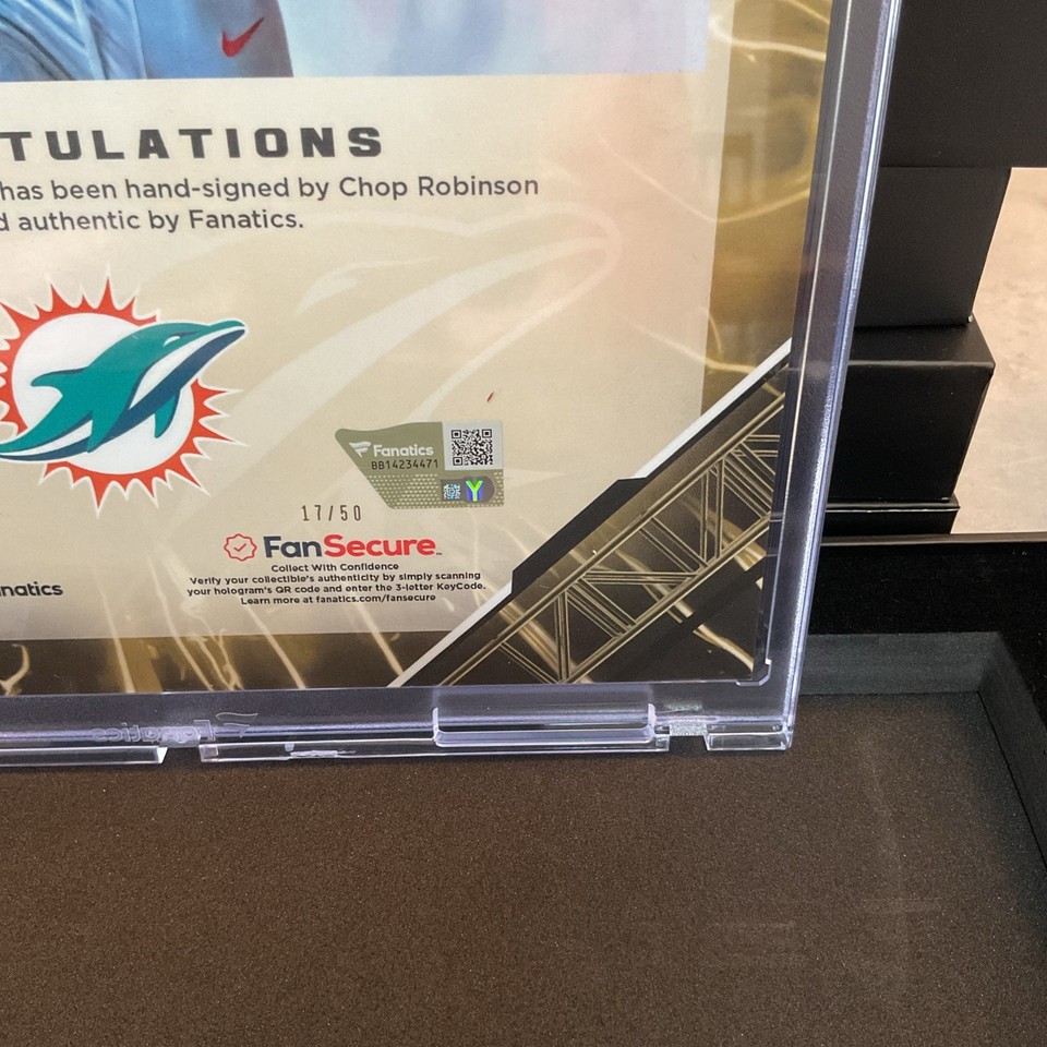 2025 Under Wraps NFL Emanate Football Chop Robinson Auto 17/50 Miami ...