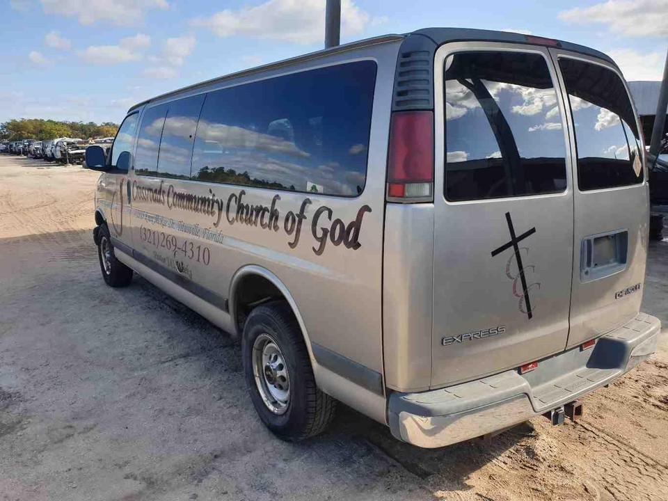 Valve Cover CHEVY EXPRESS 3500 96 97 98 99 00 01 02 | eBay