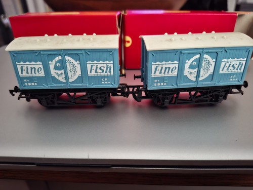 Hornby Railways OO Gauge R.013 Fish Van “Fine Fish” - Boxed x 2 | eBay UK