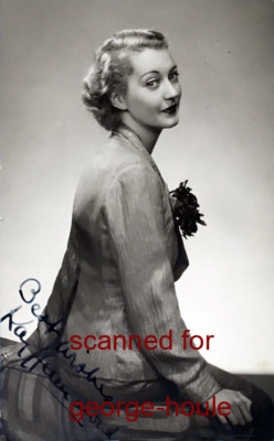 KAY HAMMOND - PHOTOGRAPH - SIGNED - BLITHE SPIRIT - NOEL COWARD | eBay