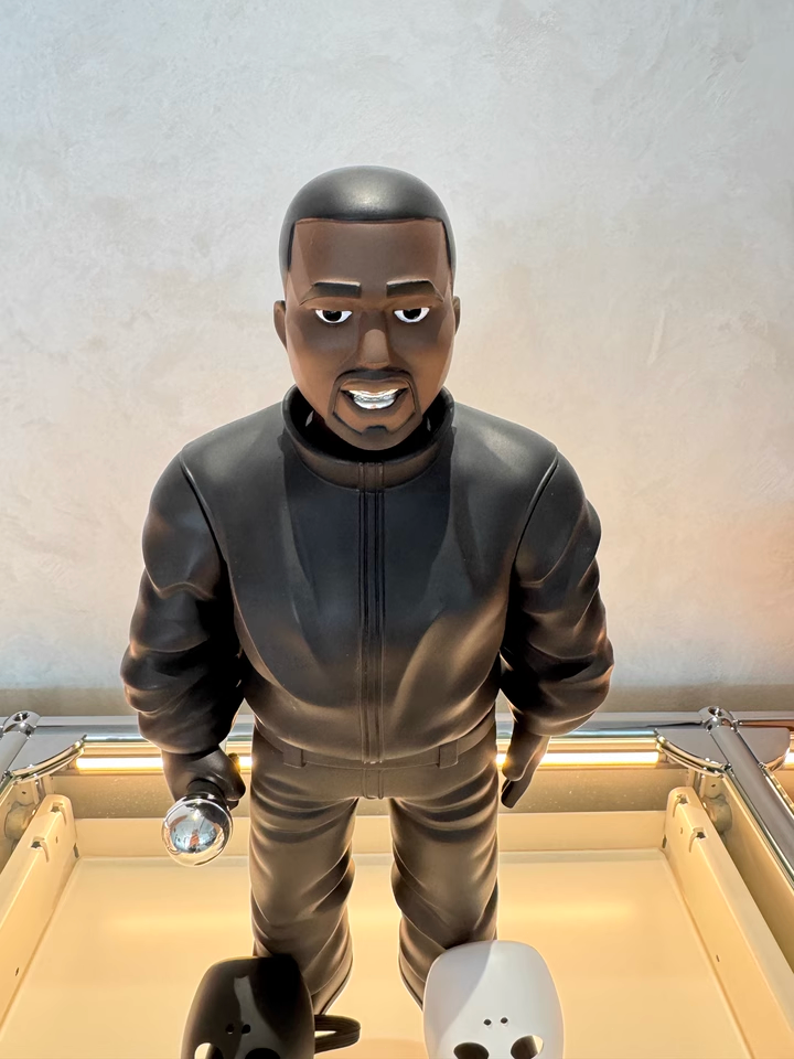 Kanye West Vulture Listening Party Black outfit with 2 Mask Figure ...