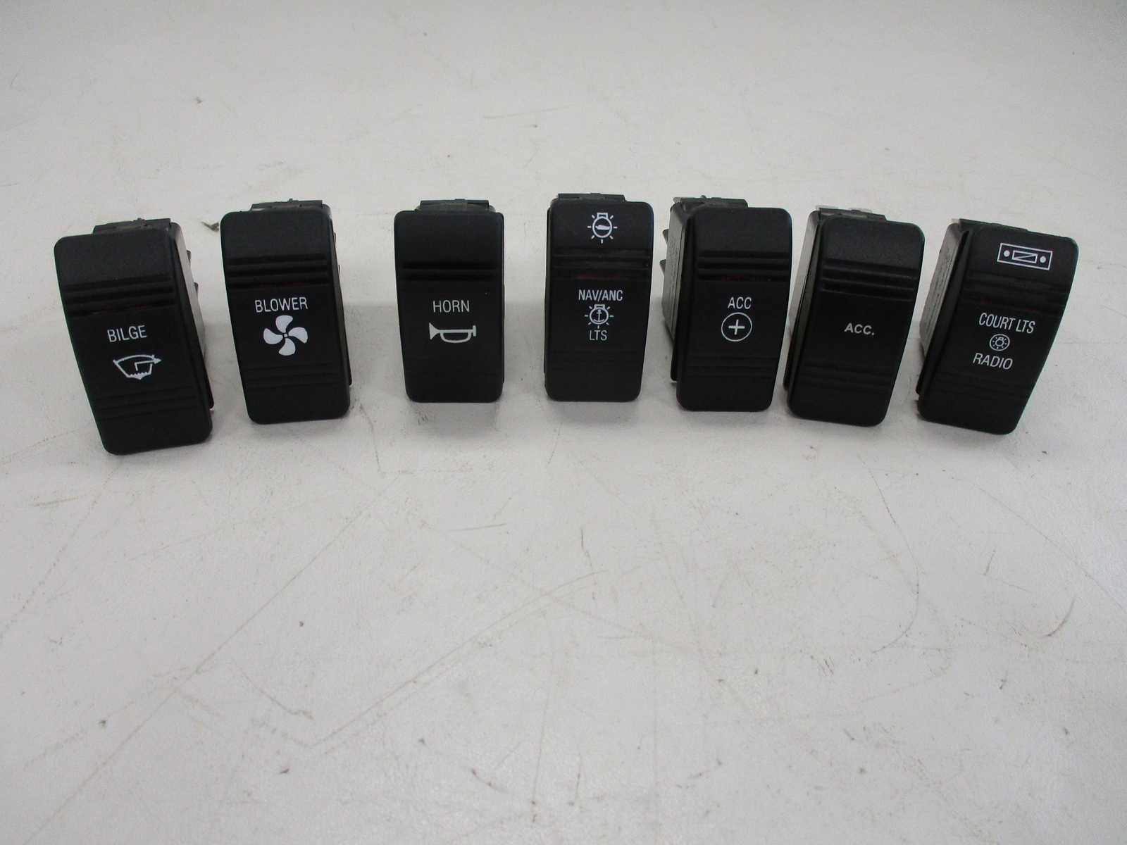CARLING TECHNOLOGIES ILLUMINATED ROCKER SWITCH SET OF (7) BLACK MARINE ...