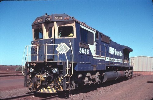 BHP 5658 CM40-8M PORT HEDLAND WA (BHP IRON ORE) ORIGINAL SLIDE 03-05 ...