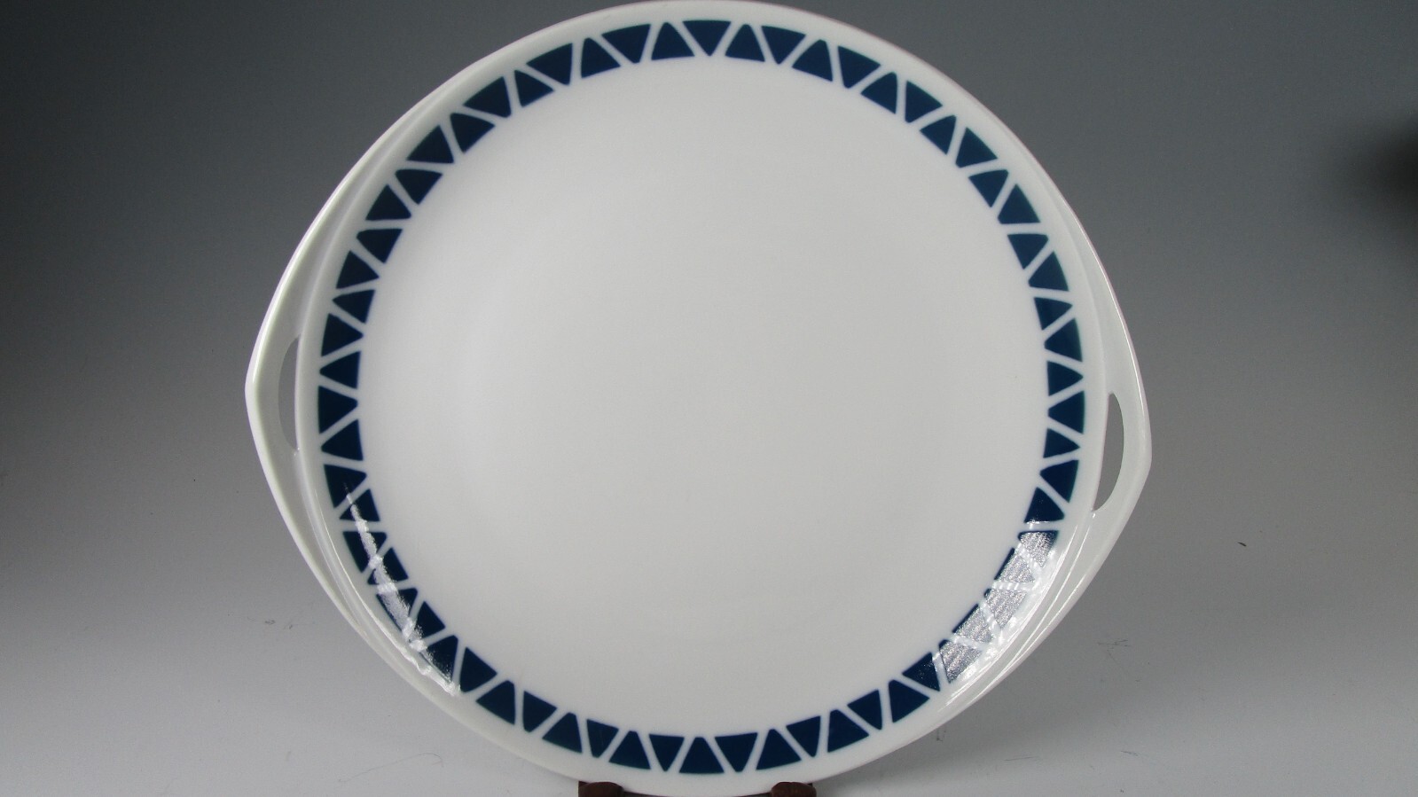 Rosenthal China White with Blue Triangle Rim Handle Dessert Cake Plate ...