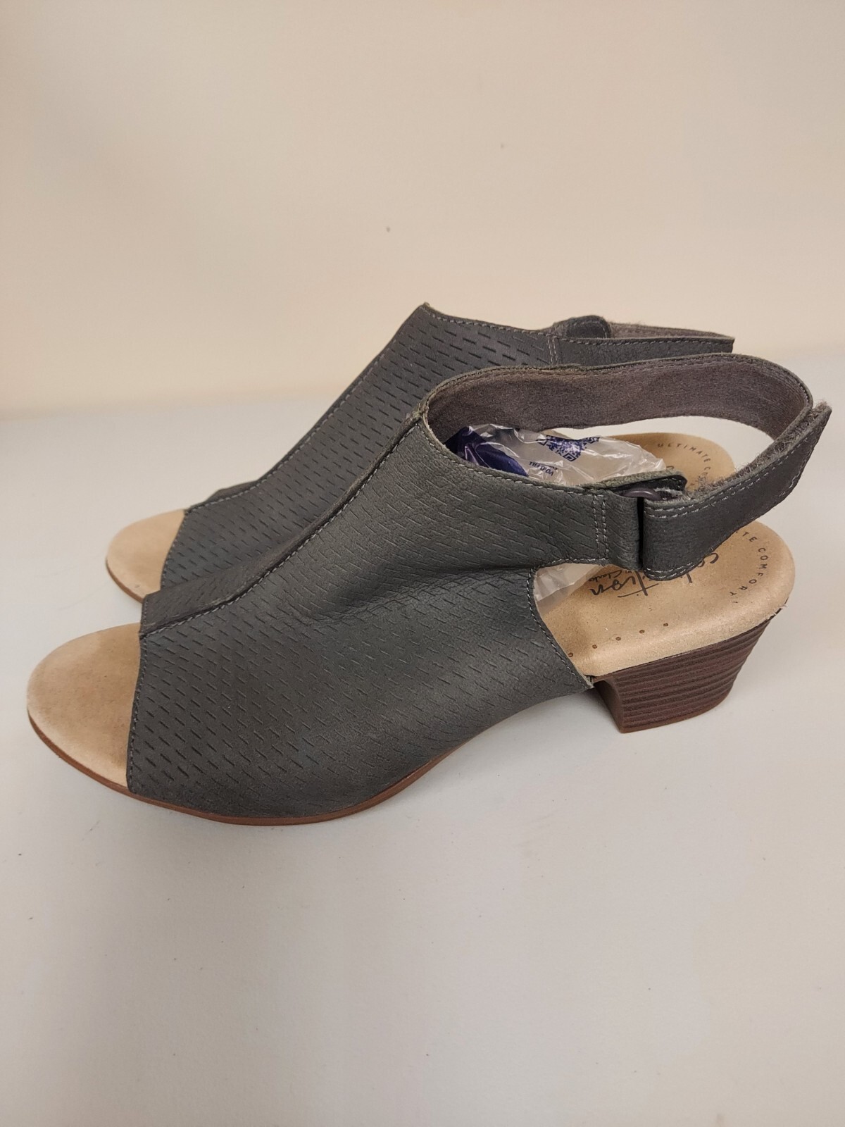 Collection by Clarks Open Toe Sling Shoe with heel Gray size 9M | eBay