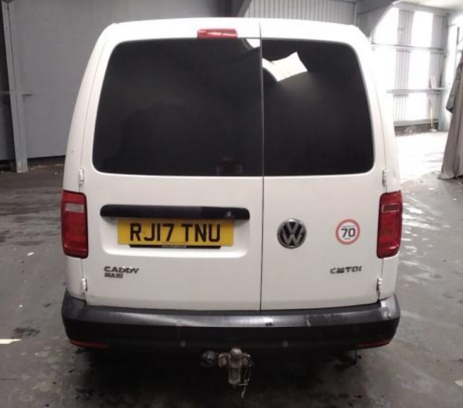2017 Volkswagen Caddy Maxi 2.0 TDI BlueMotion Tech 102PS Startline Van ...