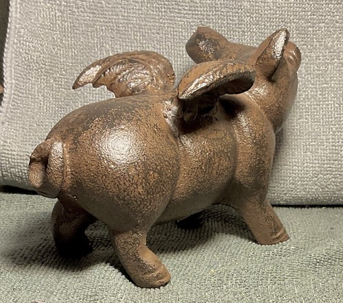 Rustic 7” Cast Iron Flying Pig Statue with Wings - Garden & Desk Decor ...