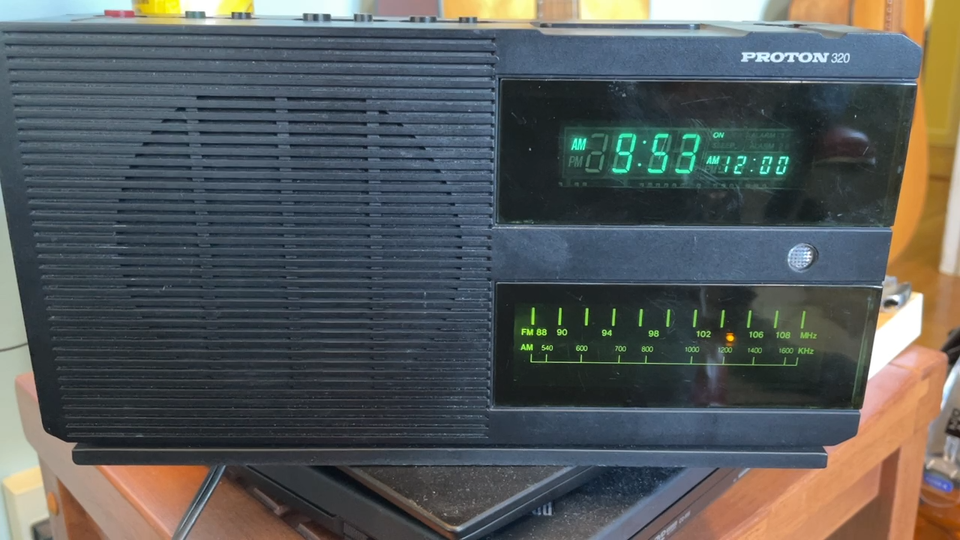 Proton 320 Digital AM FM Dual Alarm Clock Radio | VINTAGE 1980s | Works ...