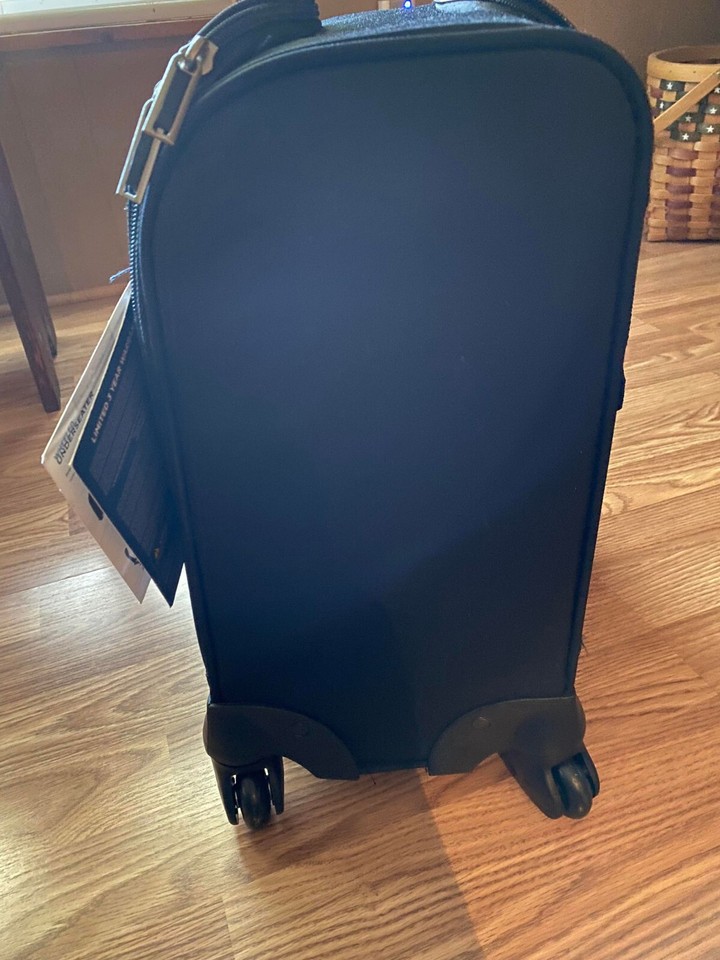 Samsonite Underseat Carry-On Spinner with USB Port, Jet Black, One Size ...