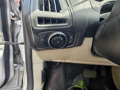 Headlight Switch (dash Mtd) FORD FOCUS 13 14 15 16 17 18 | eBay