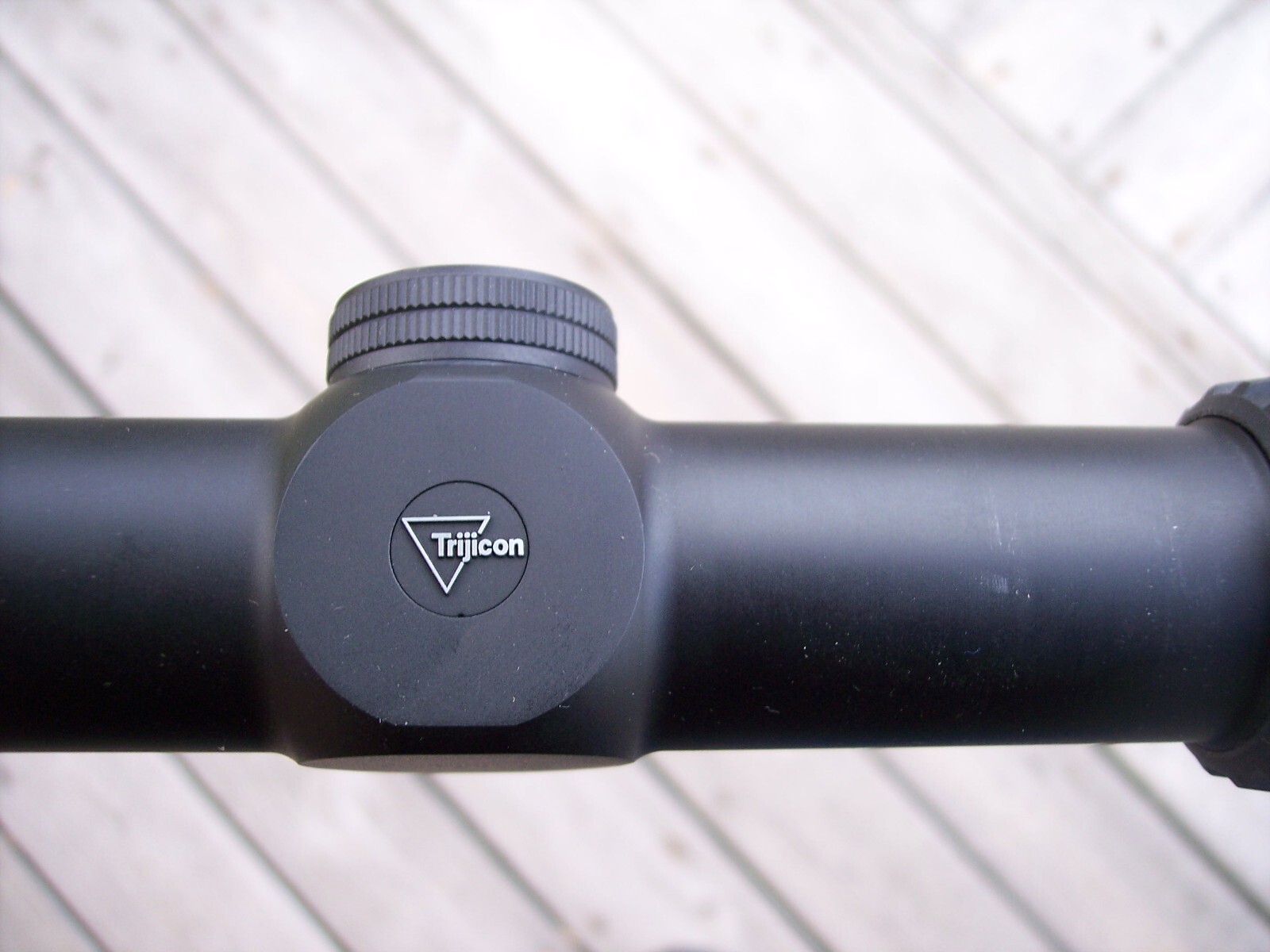 TRIJICON AccuPoint 2.5-10x56 Tritium Lighted Riflescope | eBay