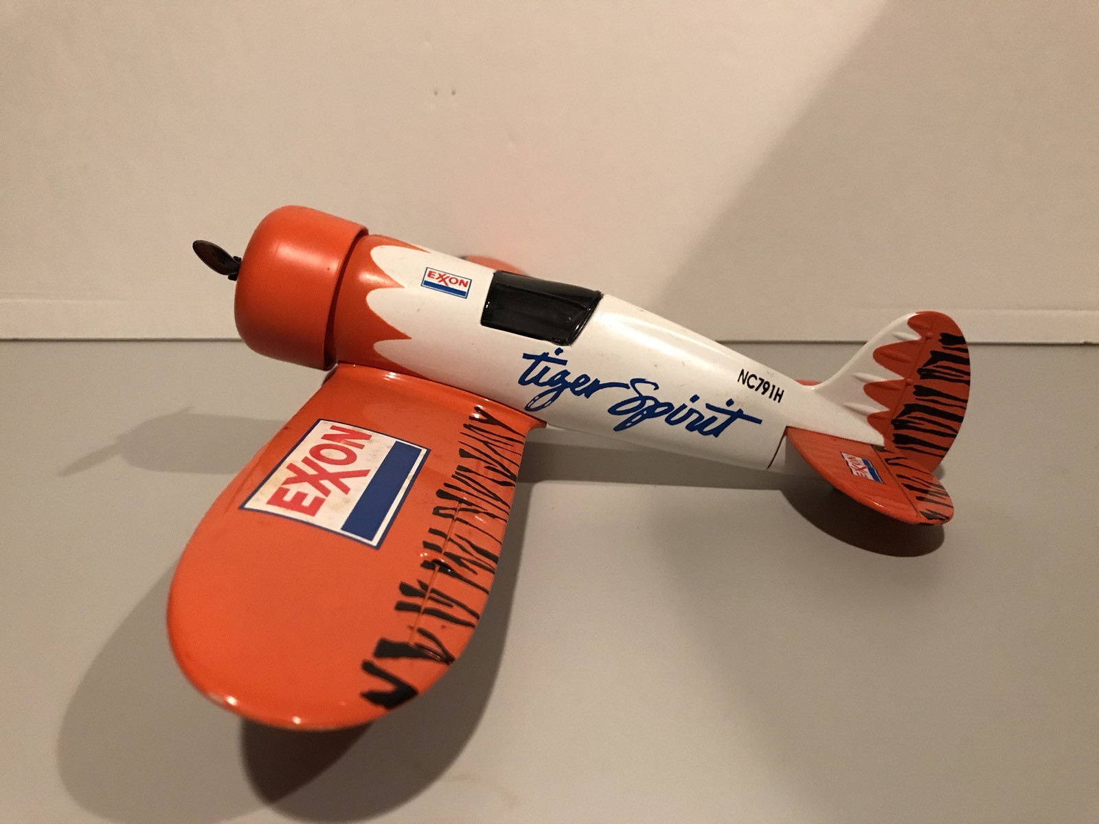 EXXON TIGER SPIRIT AIR PLANE DIECAST LIMITED EDITION NC791H VERY RARE ...