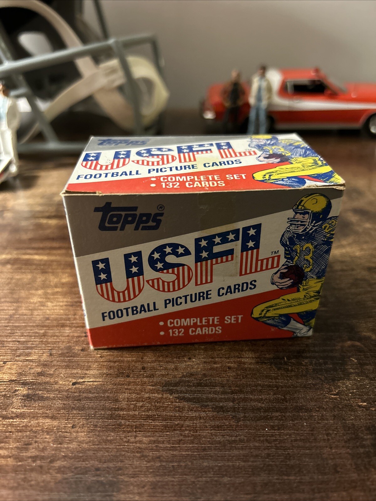 1985 Topps USFL Football Complete Set 1-132 - Steve Young - Jim Kelly ...