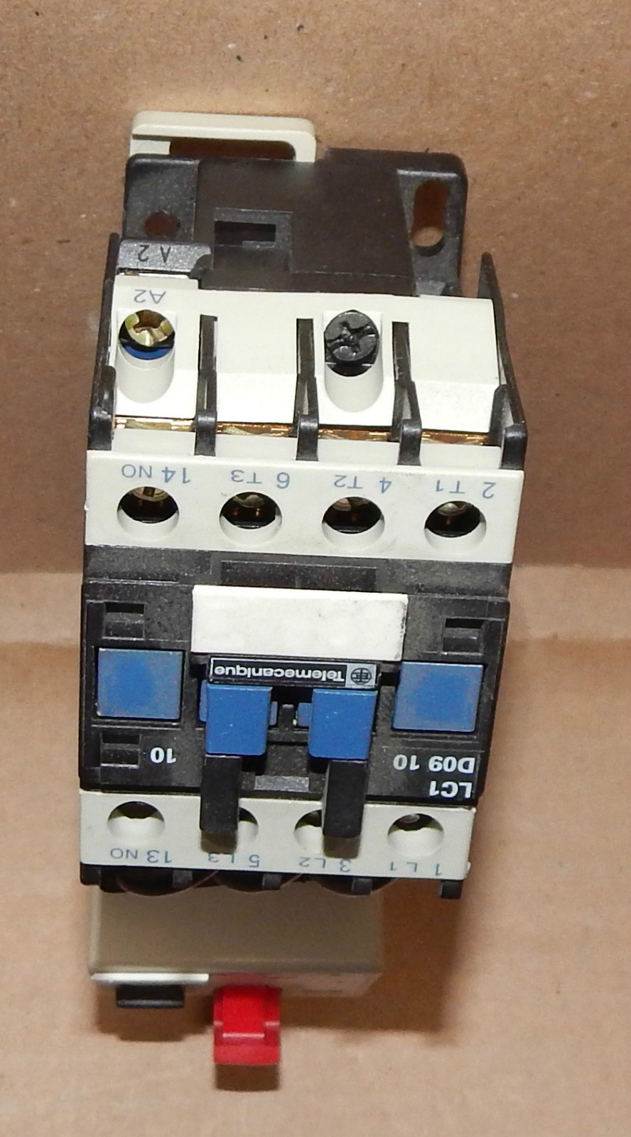 Telemecanique NOM 117/LC1-D09-10 Contacter With GV2-M08 Motor Starter ...