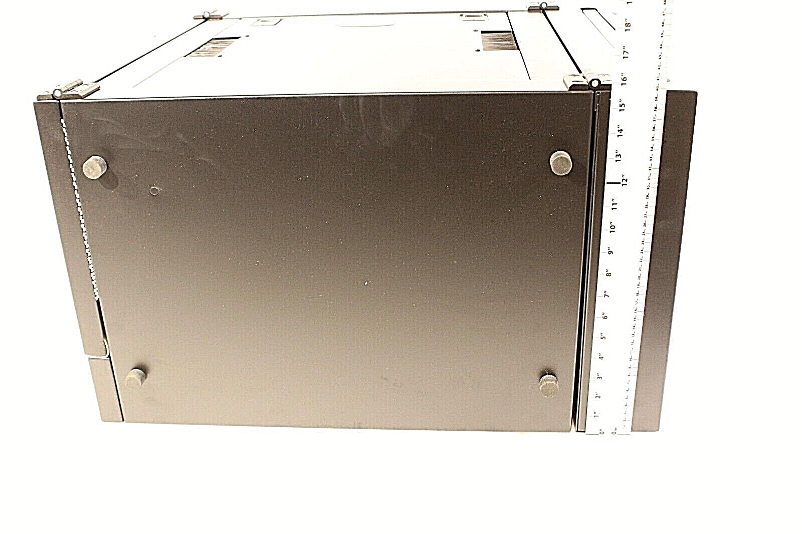 6U Wall Mount Rack Enclosure Cabinet New Tripp Lite SRW6U W/ RS-1215-RA ...