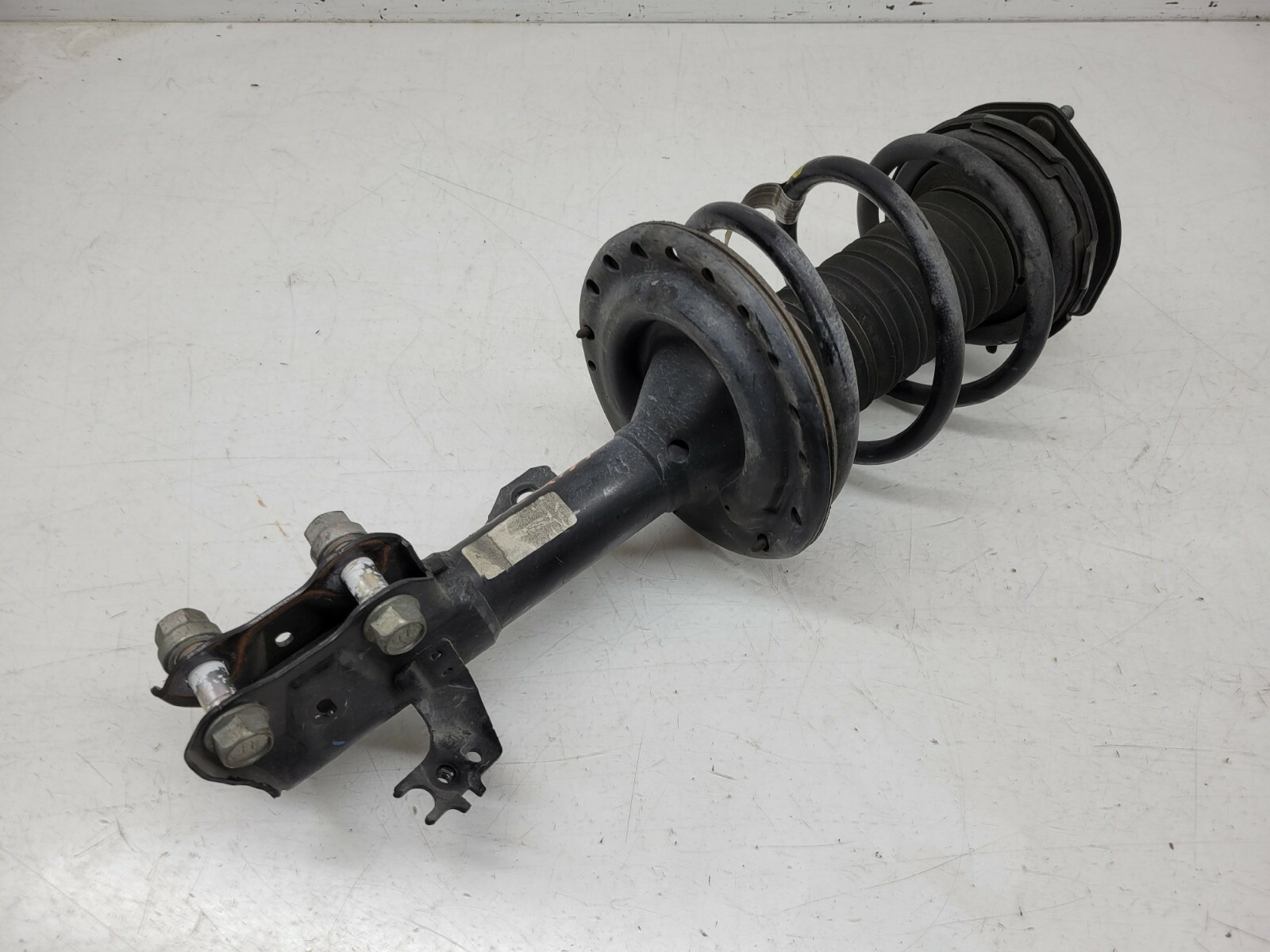 2016 Toyota Camry 2.5l OEM Front Left Strut Shock Spring Absorber 48520 ...