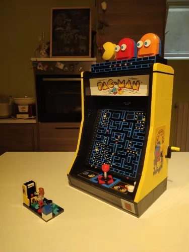 Pac Man Arcade Cabinet Icons 10323 Building Block Hot Toys 2651pcs ...