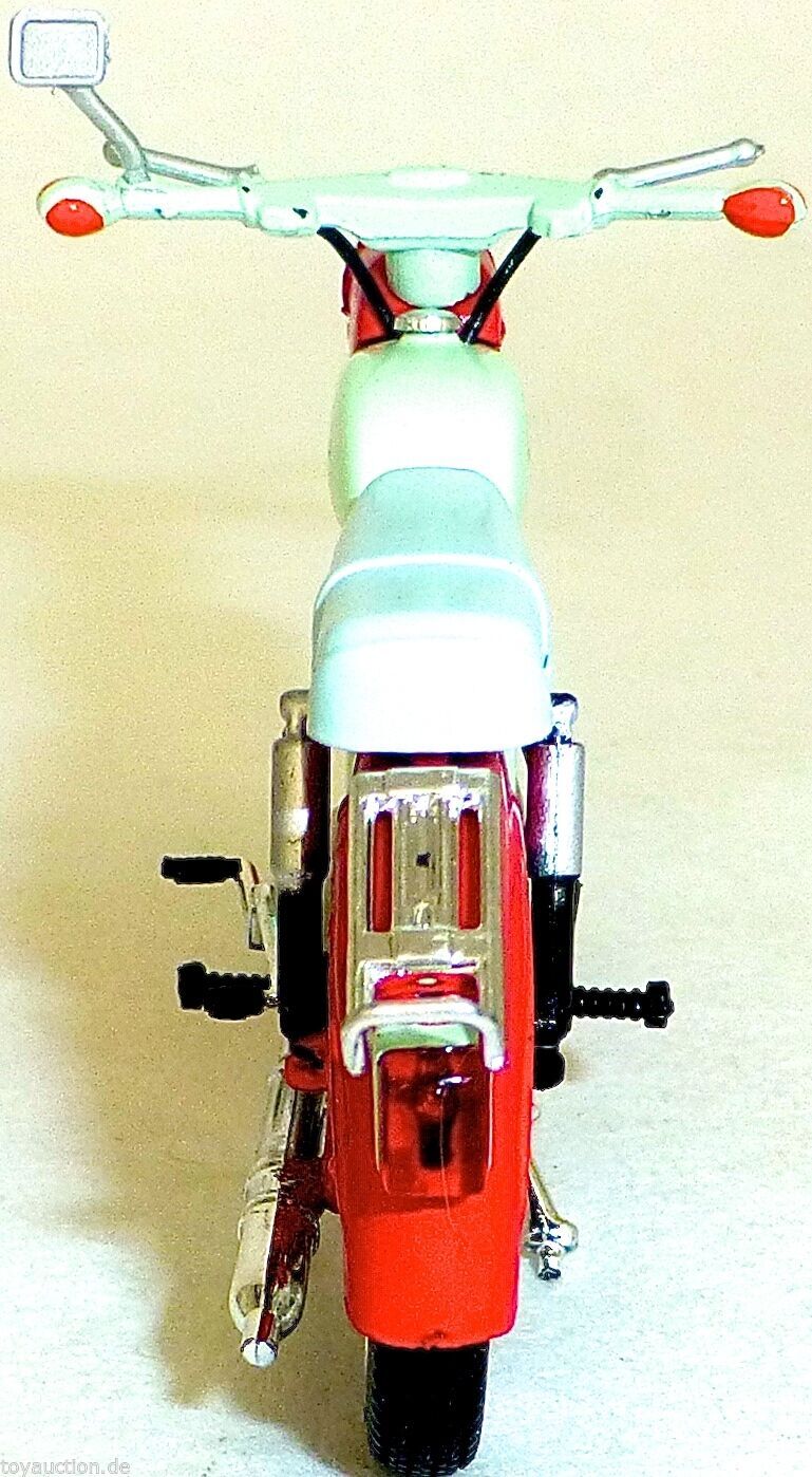 Simson Star Motorcycle Moped Mofa Red GDR 1:24 Atlas 7168120 New Boxed ...