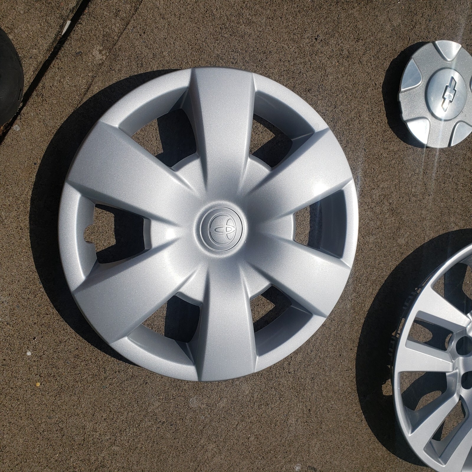 42602-0k020 Toyota Cap Wheel 426020K020 Genuine OEM Part for sale ...