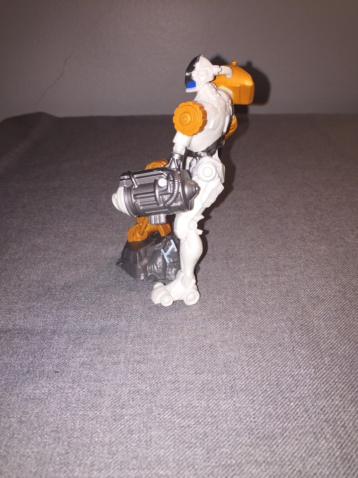 Playmation Marvel Avengers Super Ultron Bot Villain Smart Robot Figure ...