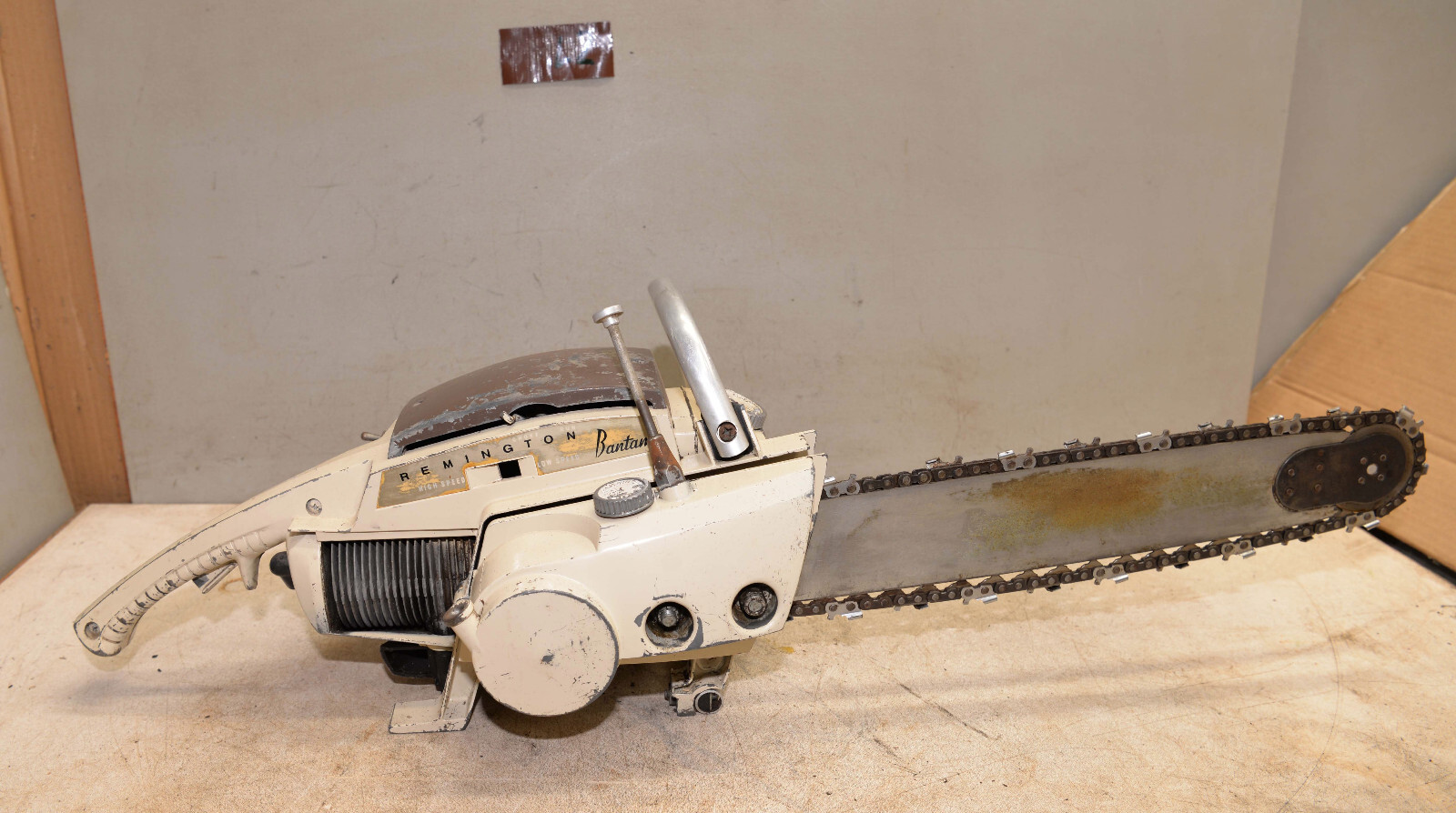 Remington Bantam chainsaw collectible firewood logging saw tool 18" bar ...