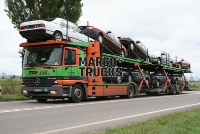 LKW Foto Mercedes-Benz Actros 1835 Autotransporter Litauen grün ...