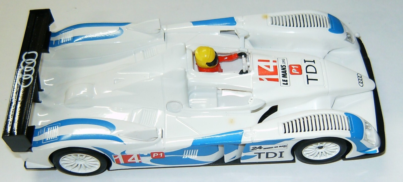 SCX 1/32 Audi R10 White #14 Slot Car GT Racing Le Mans R1 TDI | eBay