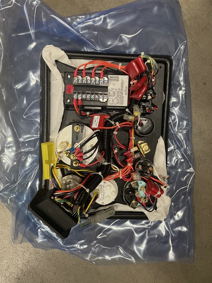 New Cummins Onan PANEL,INSTRUMENT 3973539 | eBay