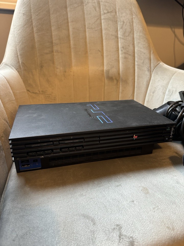Sony PlayStation 2 PS2 Console Fat SCPH-39001 Bundle w/2 Controllers | eBay
