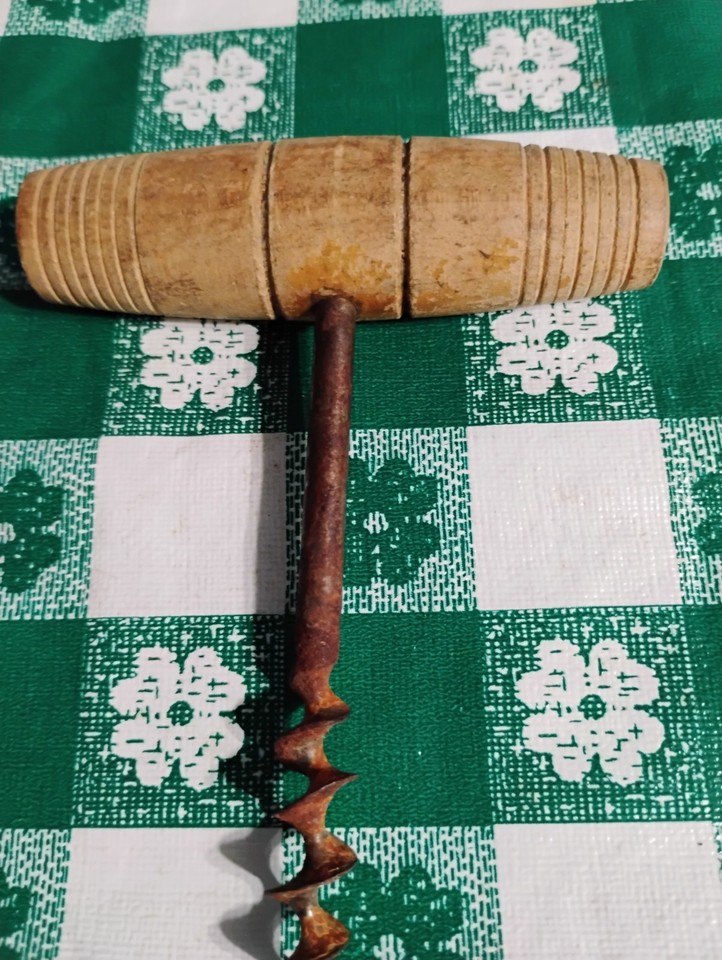 ANTIQUE 18TH CENTURY CORKSCREW HAND TURNED HANDLE | eBay