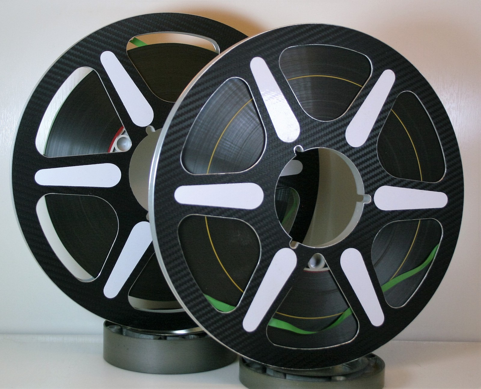 2 x SIX SPOKE CARBON FIBER LOOK 10.5" X 1/4" NAB HUBS REEL TO REEL | eBay