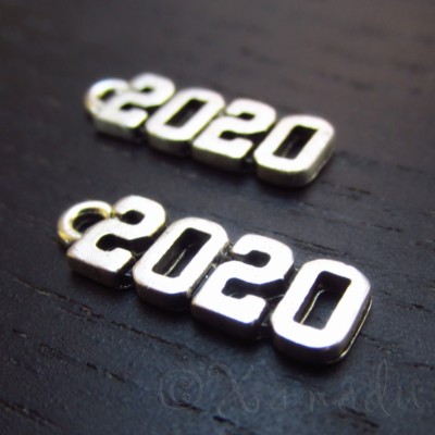 Year 2020 Charms - 20mm Antiqued Silver Plated Pendants C3581 - 10, 20 ...