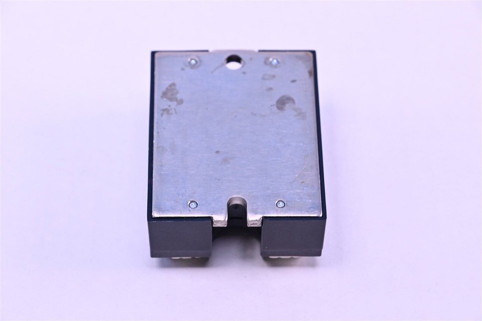 Crydom Solid State Relay 100VDC/100A IP00 SPST D1D100 | eBay