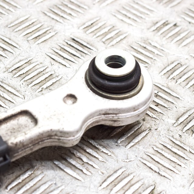 Maserati Levante M161 3.0 V6 petrol Rear rod control arm 670032017 for ...