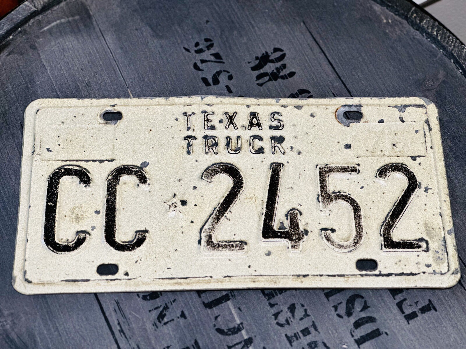 Vintage 1975 Texas Truck License Plate CC 2452 | eBay