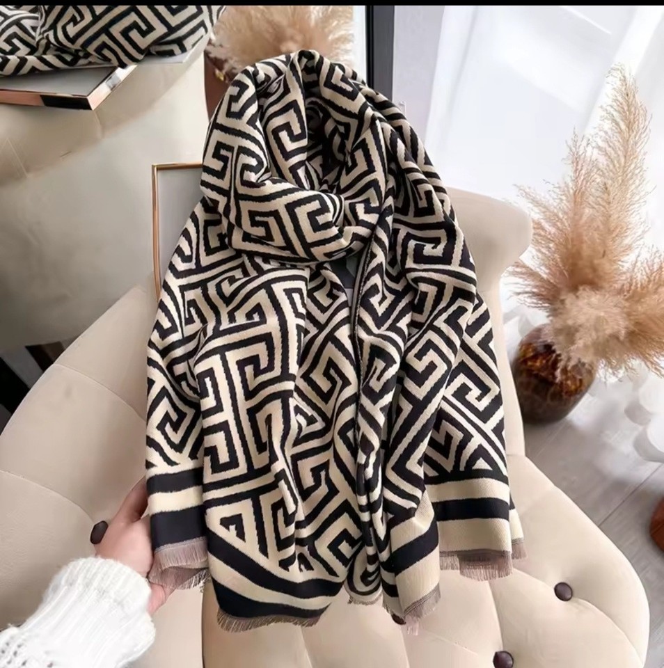 Luxury Greek Key Meander Pattern Reversible Shawl Scarf Blanket Black ...
