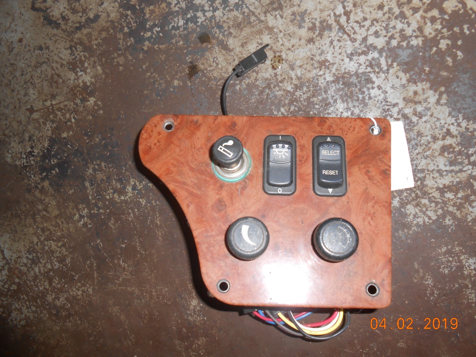 Peterbilt dash piece with switches | eBay