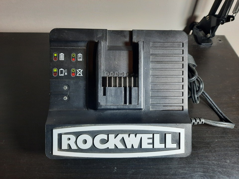 Rockwell Battery Charger 18v Lithium W/ RW9161 Battery | eBay